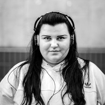 Alyona Alyona - Запроси мене (KLER) Текст пісні, слова